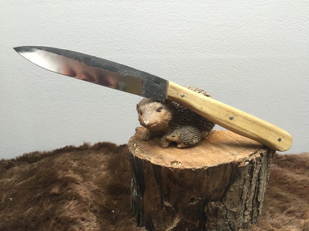 Couteau de cuisine 100c6 Acacia | Coutelier La Tite Forge